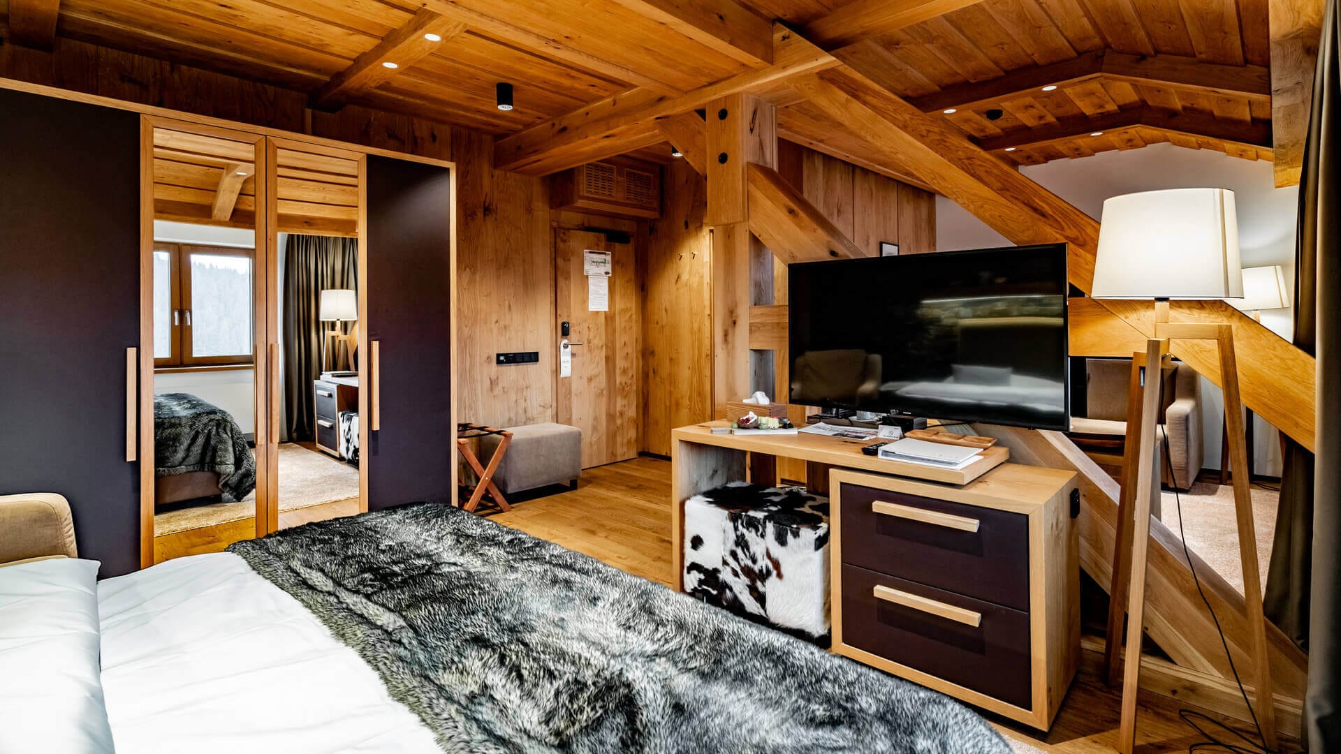 Room Suite with two extra beds | Grandhotel Tatra**** Velké Karlovice ...