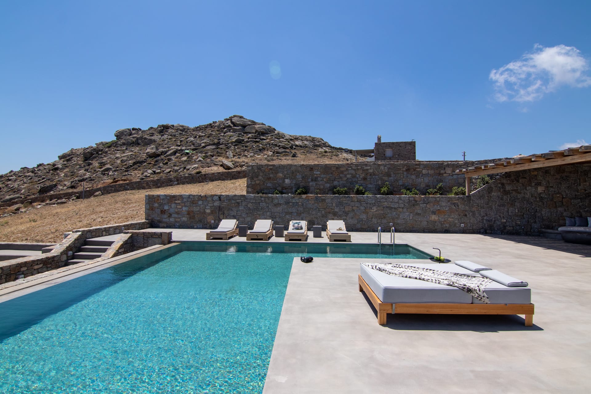 Mykonos Rocks - Luxury Villas in Mykonos | Mykonos Rocks - Luxury ...