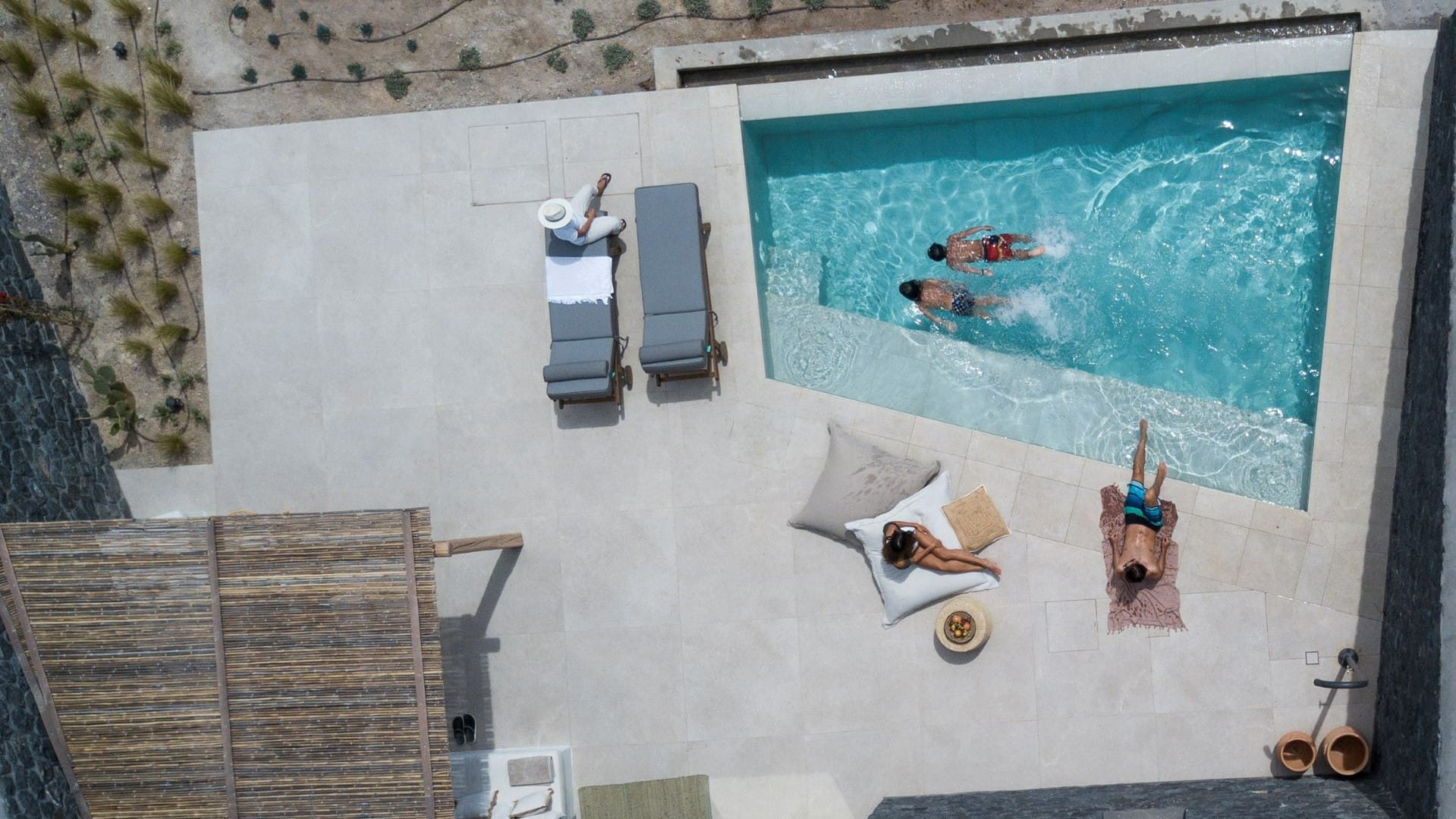Deluxe Suite Private Heated Pool | Lithi Luxury Retreat I Luxury suites ...