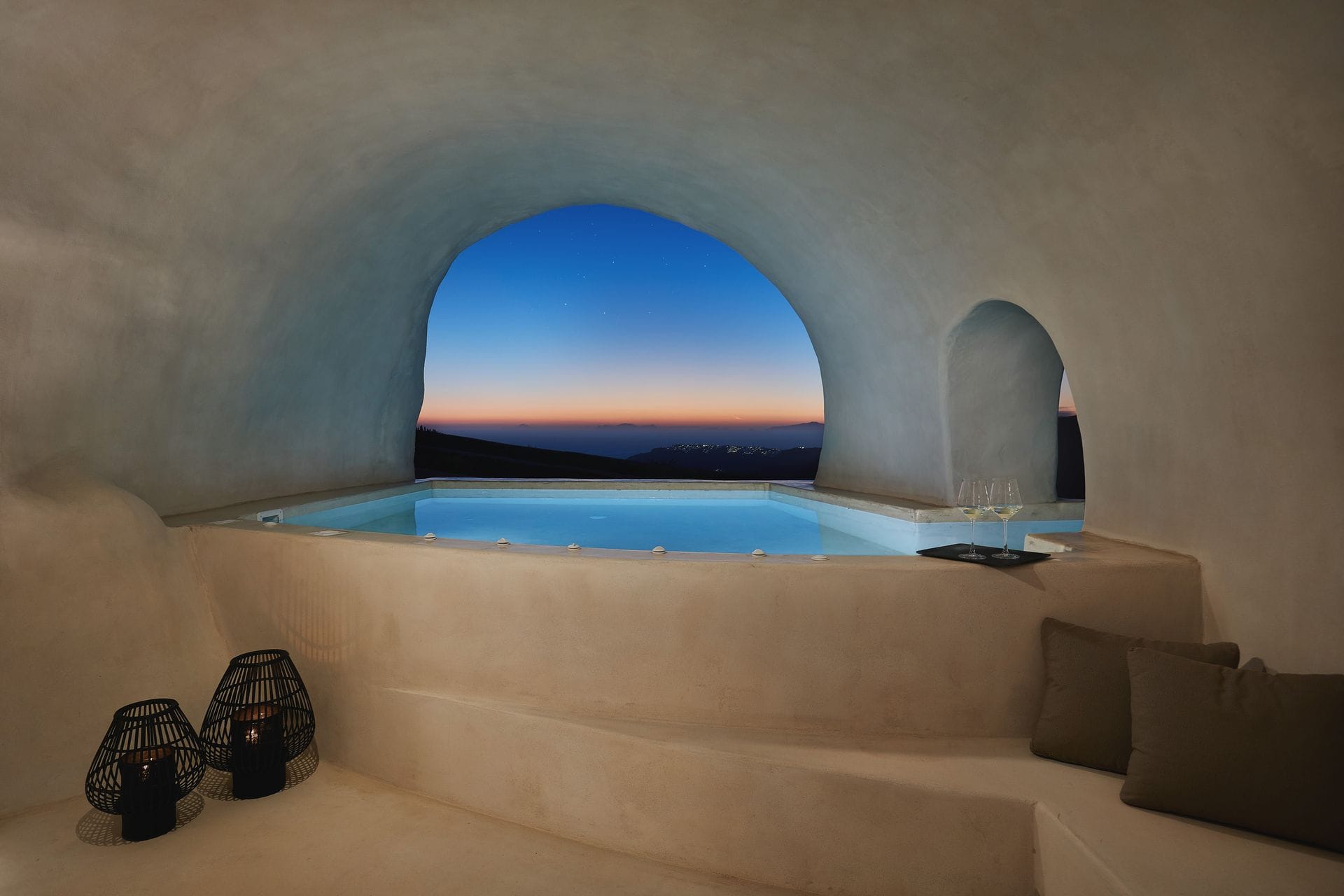 Luxury Cave Suites in Imerovigli, Santorini I Divine Cave Experience ...