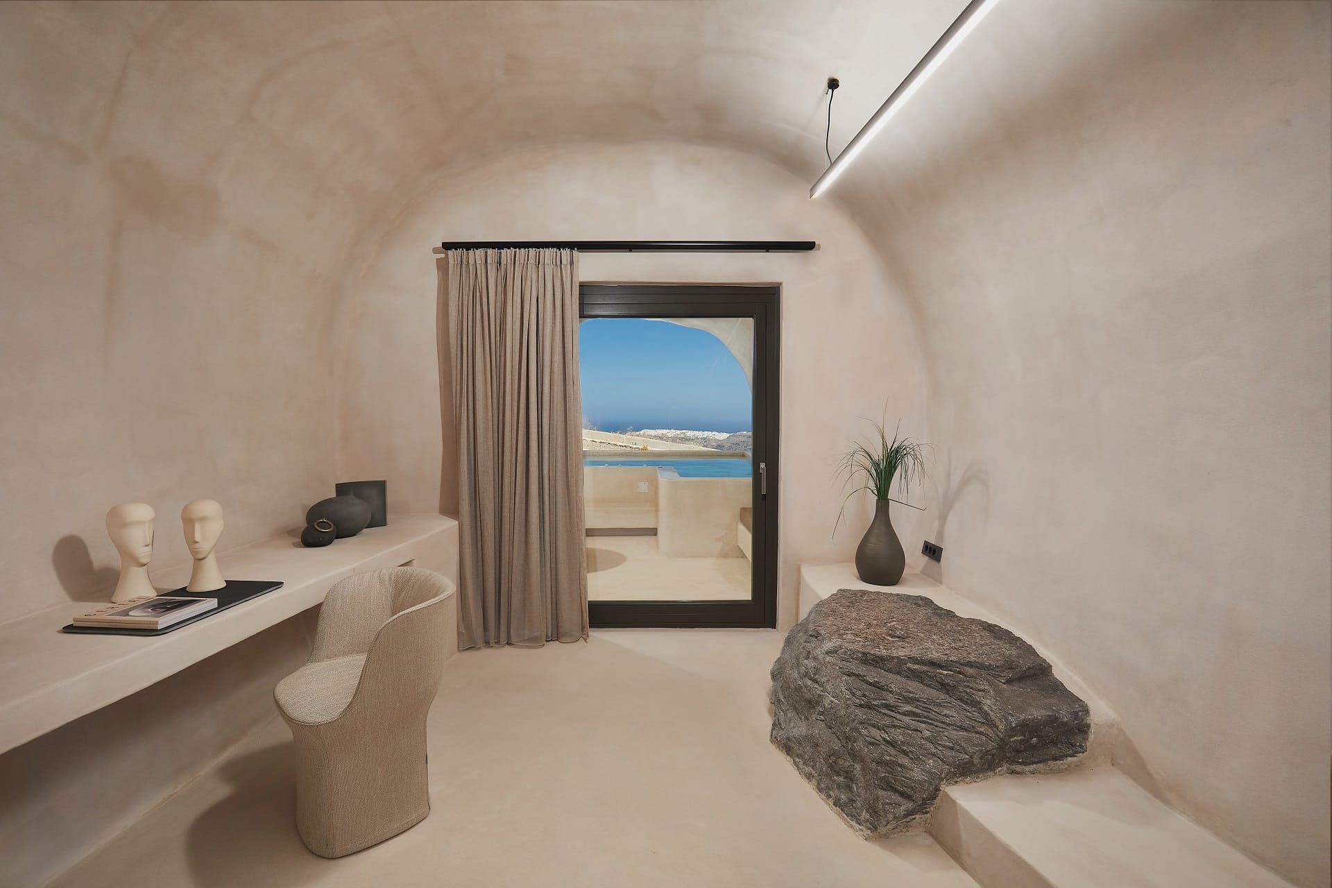 Luxury Cave Suites in Imerovigli, Santorini I Divine Cave Experience ...