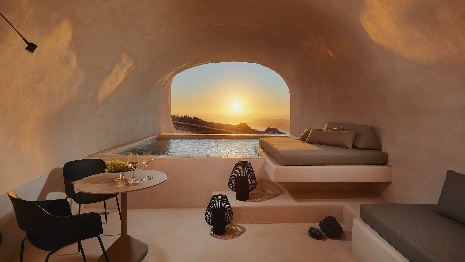 Luxury Cave Suites in Imerovigli, Santorini I Divine Cave Experience ...